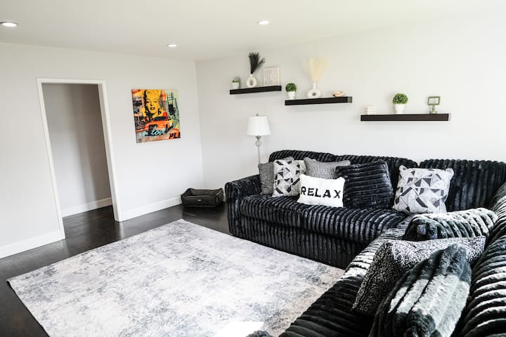 Cozy Cali Bungalow W/ Pool And Bbq - Pomona, CA