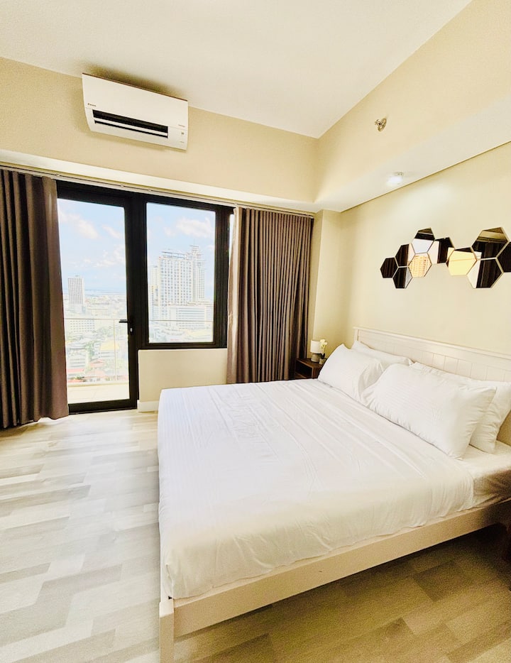1br 19f | Baseline Prestige, Washer, Balcony, Pool - Cebu