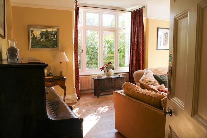 Large Modern Home With Private Sauna & Views - Brighton and Hove