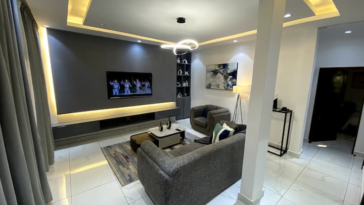 Appartement Avec Balcon Et Belle Vue Piscine - Yaoundé