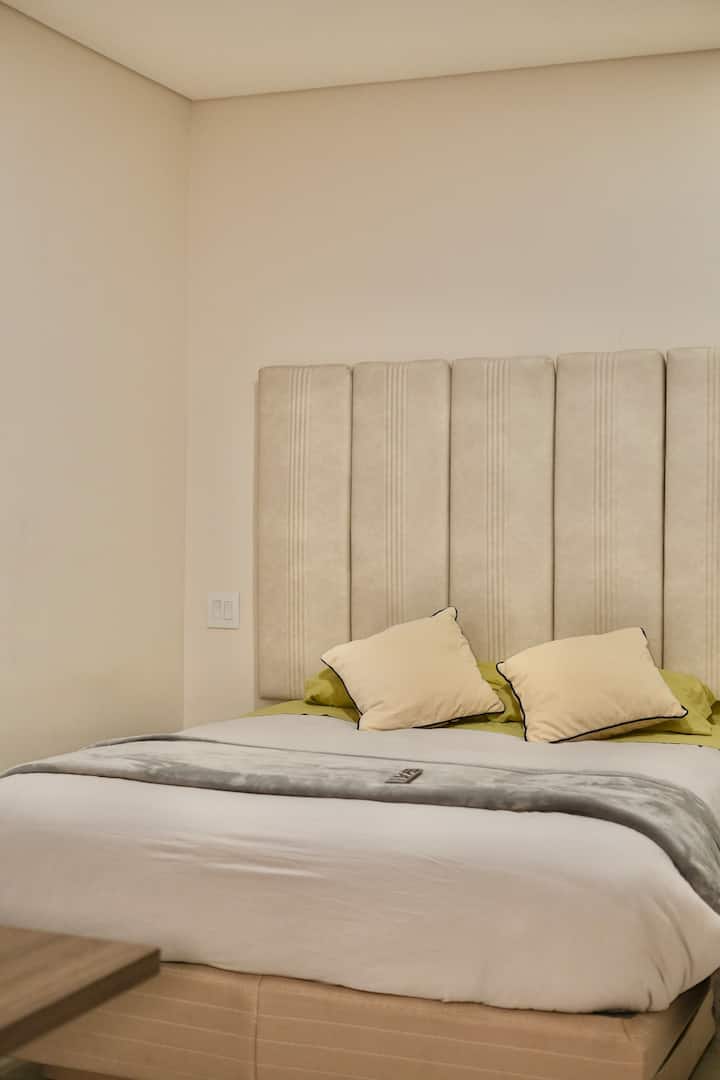 Luxury Studio At Le Parc Residences - La Carolina - Quito