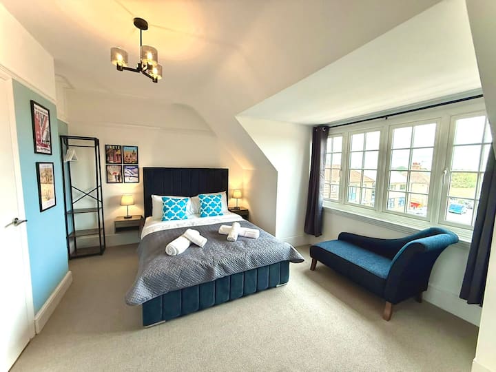 The Lighthouse Suite | The Bay Hotel - Southwold