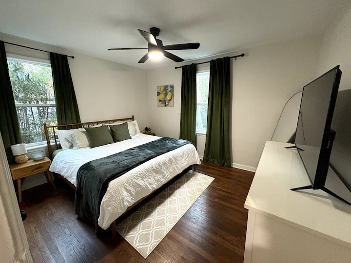 Lemon & Levi's Lodge - Jacksonville, FL