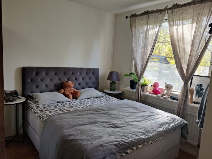 Etta Med Balkong Perfekt För Par. - Nynäshamn