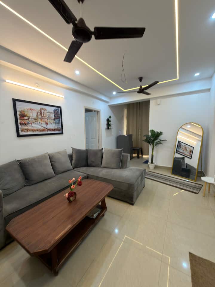 Elegant Home Away From Home - Ghaziabad