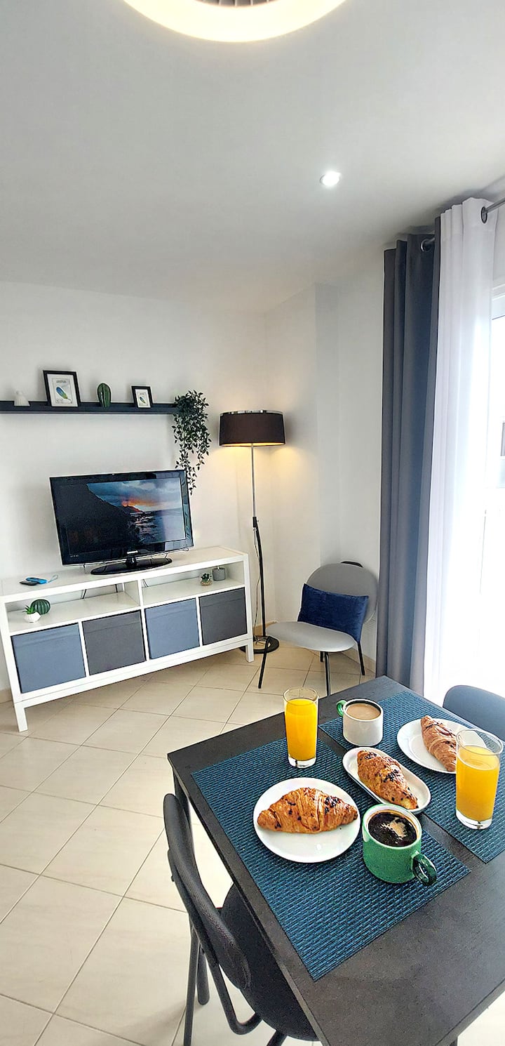 Elda- Las Americas, Pool, Beach & High-speed Wi-fi - Tenerife