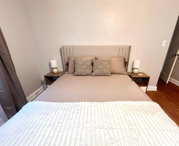 Modern Room With Private Bath · Fairfield - Fairfield, CT