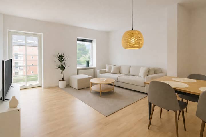 Odense C: Lys 2-v/ Solrig Altan + Gratis Parkering - Odense