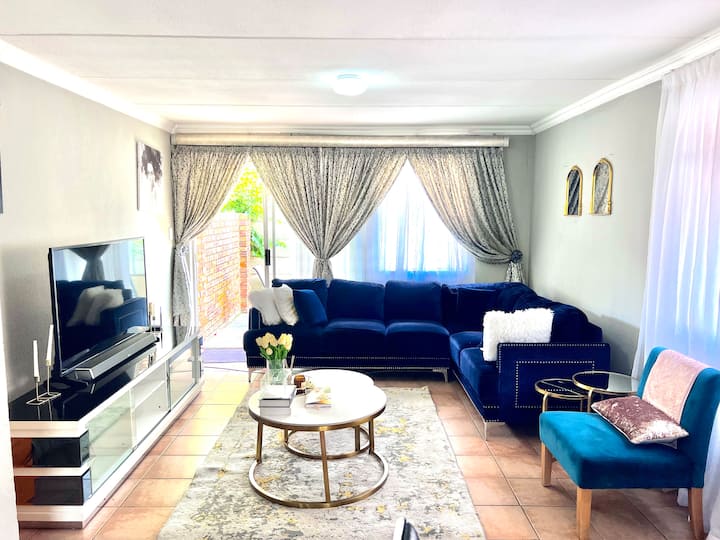 Plush - Kempton Park