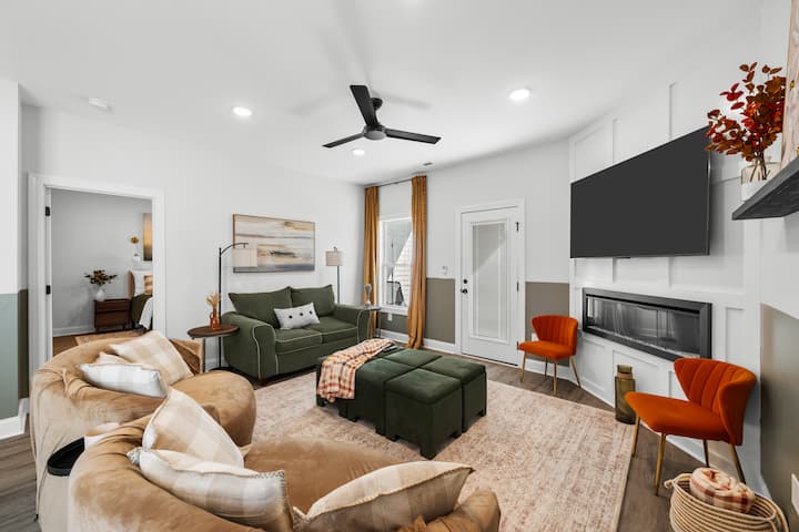 The Retreat At Brook Hollow | Luxury 3br/3ba • Ecu - Greenville, NC