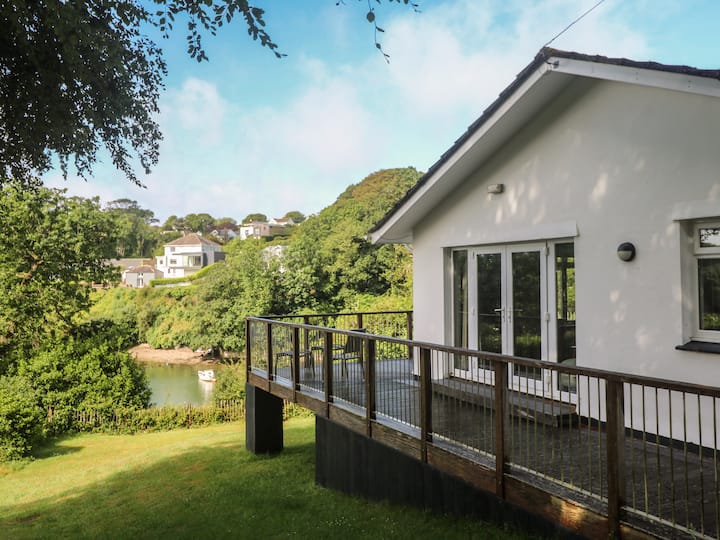 The Meadow - Falmouth