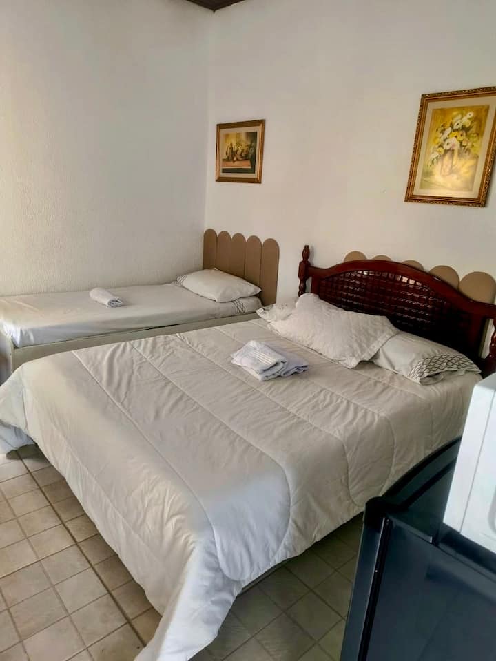 Suíte 4 C/ Tv, Wi-fi E Frigobar - Jundiaí