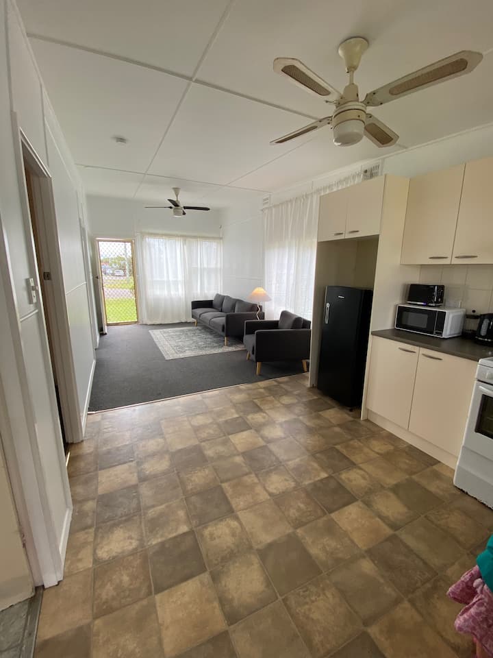 Long Jetty/blue Bay Beach Shack - The Entrance