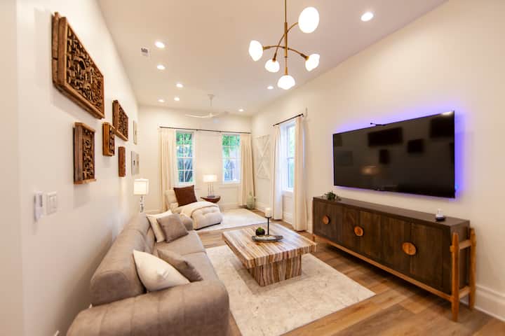 The Skylight-luxury 2br Retreat Downtown-sleeps 6 - New Bern, NC