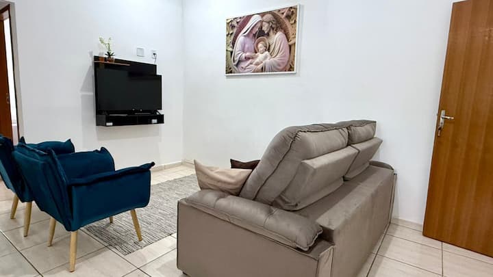 Apto São José N6/próximo Ao Santuário Com Garagem - Aparecida