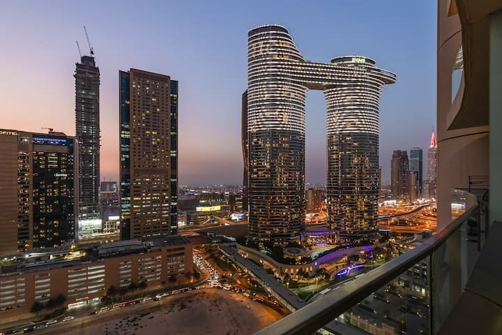 Vista Modern Comfort | 1br | View Gym Pool - Dubaï