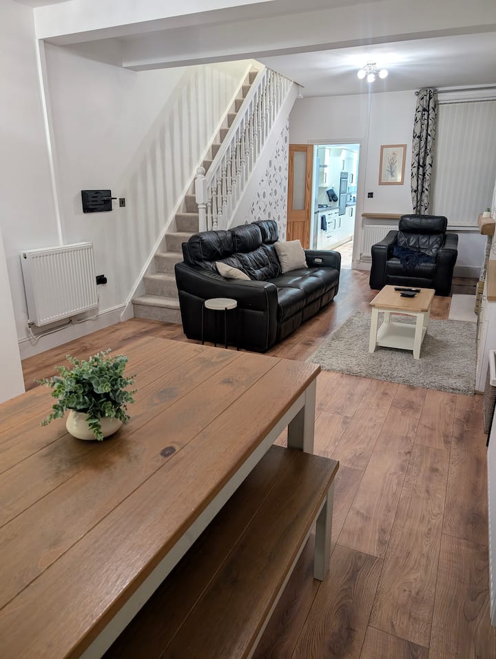 Entire Home Westminster Street Near Crewe Station - Nantwich