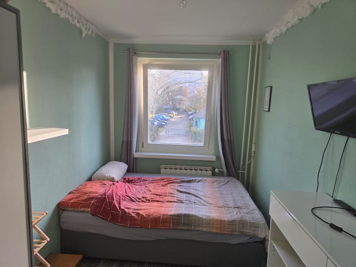 Gesamte Und Schöne Wohnung Nah Vom Airport Ber - Berlin