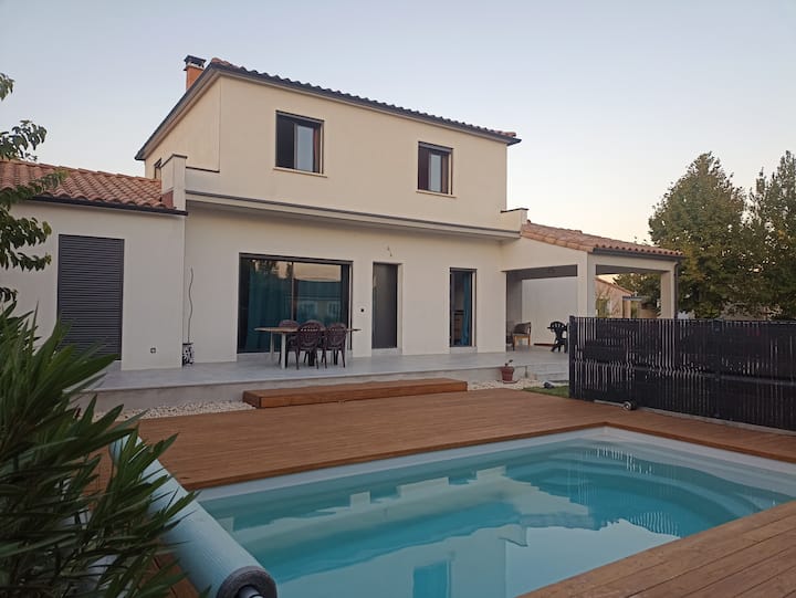 Un Rez-de-chaussée Privatif, Lumineux Et Calme - Alès