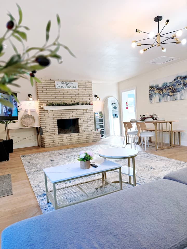 Spacious Guesthouse • Sleeps 4• Convenient• Garden - San Dimas, CA