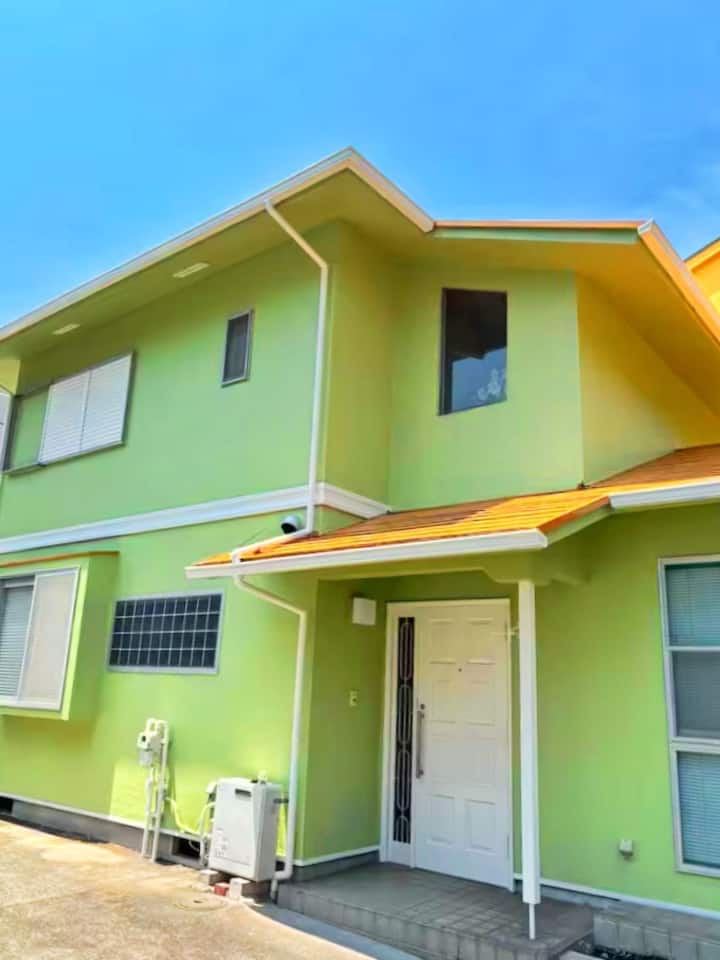 蒲田駅近く静かな住宅地の一軒家！駅徒歩7分、最大11名様までご宿泊可。ご友人や家族の素敵な時間に！ - Yokohama