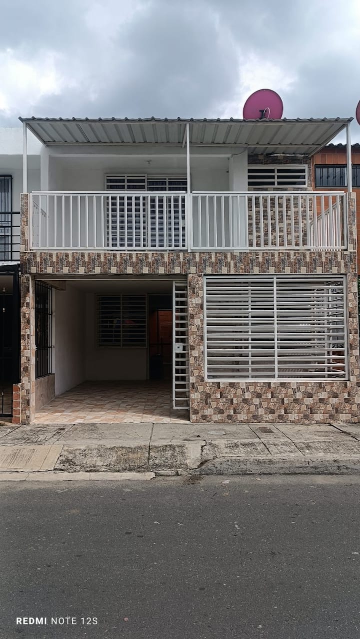 Casa A Estrenar Completa. Cerca Al Aeropuerto. - Palmira