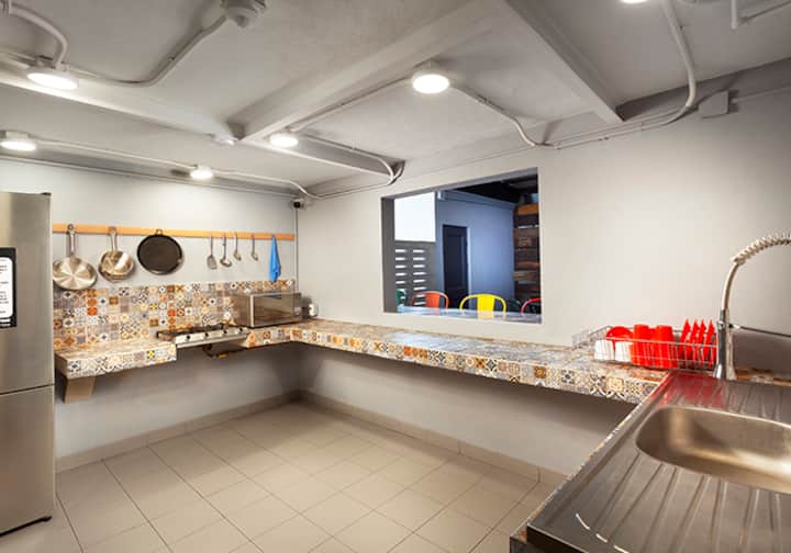 8-bed Room In The Heart Of The City - Mexico City