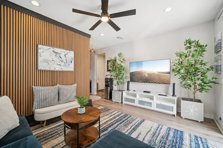 Private Retreat*pool* Spa*bbq*a/c*disney 20 Mn*tvs - Lake Forest, CA