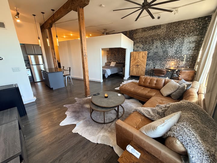 Historic Condo Location With Modern Luxury! - Homewood, AL