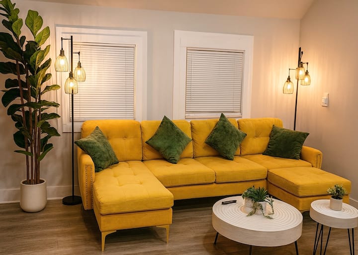 3 Bedroom Cozy New House Near New Haven - Kettletown State Park, Southbury