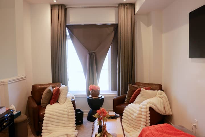 Luxury 1 Br Near Grand River - Free Parking - Brantford, ON