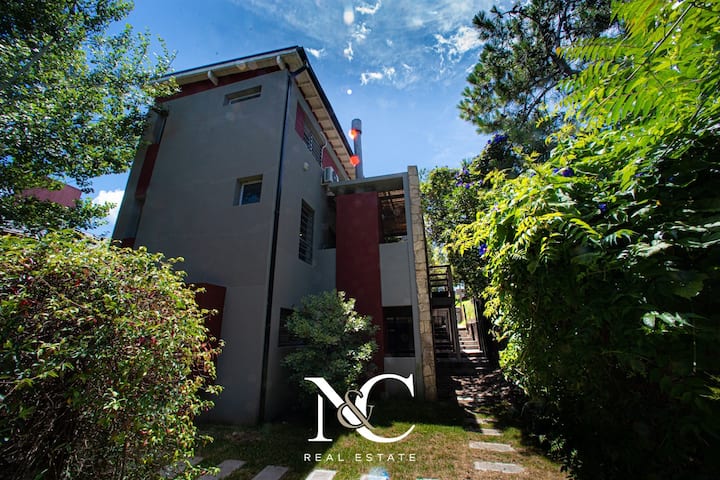 A Una Cuadra Del Mar - Pinamar