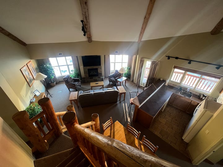 Loft & Balconies | Family-friendly Mountain Stay - Kimberley, BC, Canada