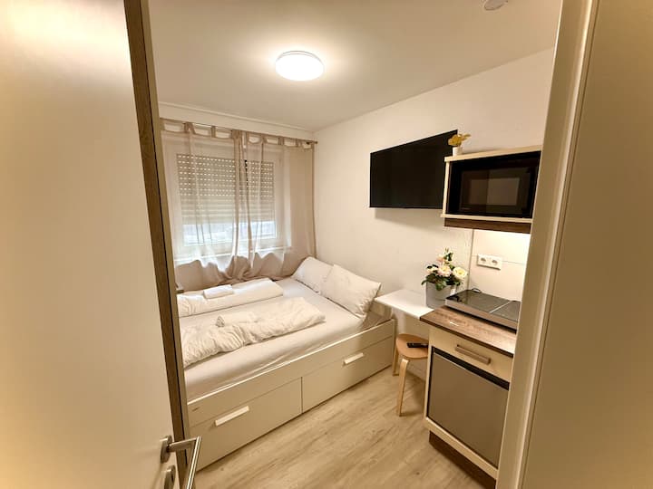 2 Min Hbf X Shopping Mall X Klinikum Stuttgart(2) - Stuttgart