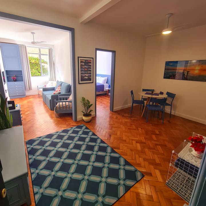 Copacabana Azul Na Quadra Da Praia - Brasil