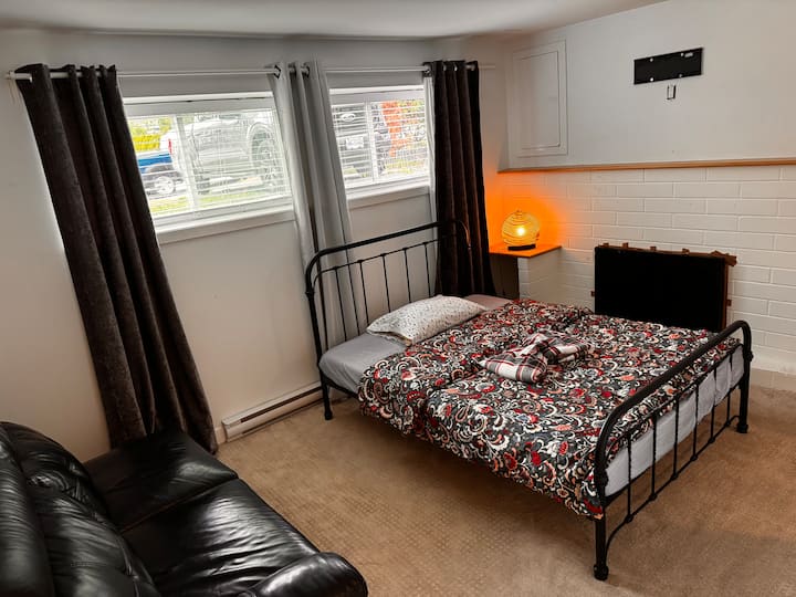 Specious Cozy Room - Coquitlam