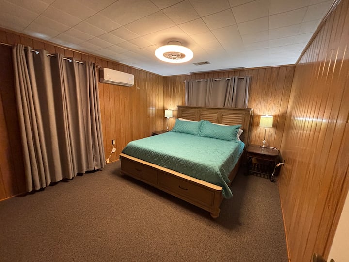 Convenient Location To Toomer’s Corner - Auburn, AL