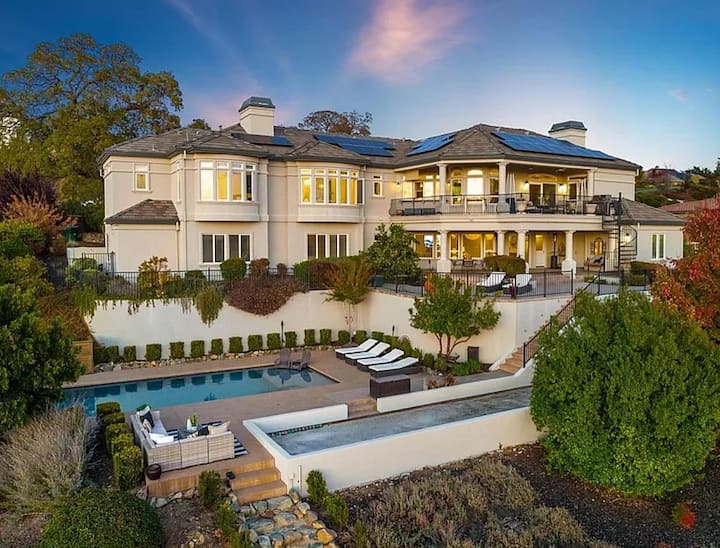 Luxury 3br Unit In El Dorado Hills | Pool & Views - El Dorado Hills, CA