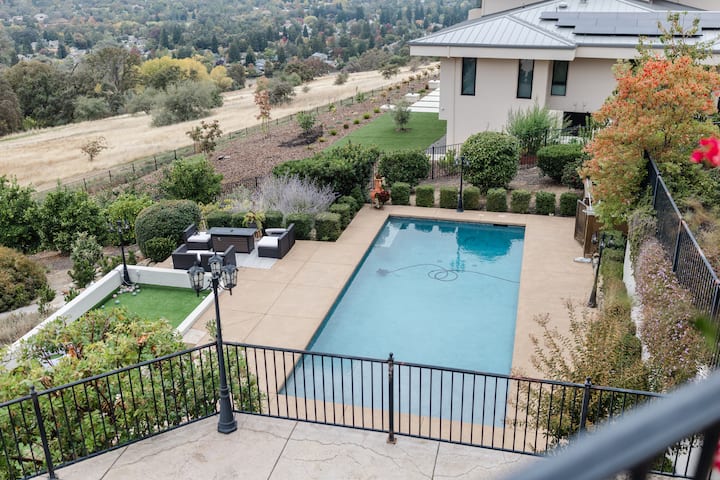Luxury 3br Unit In El Dorado Hills | Pool & Views - El Dorado Hills, CA
