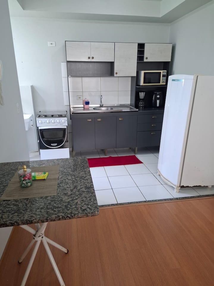 Apto 2 Quartos Próximo Ao Estádio E Autódromo - Londrina