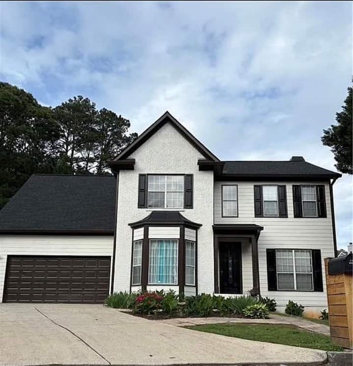 Quiet Cul-de-sac Escape Near Truist Park - Marietta, GA