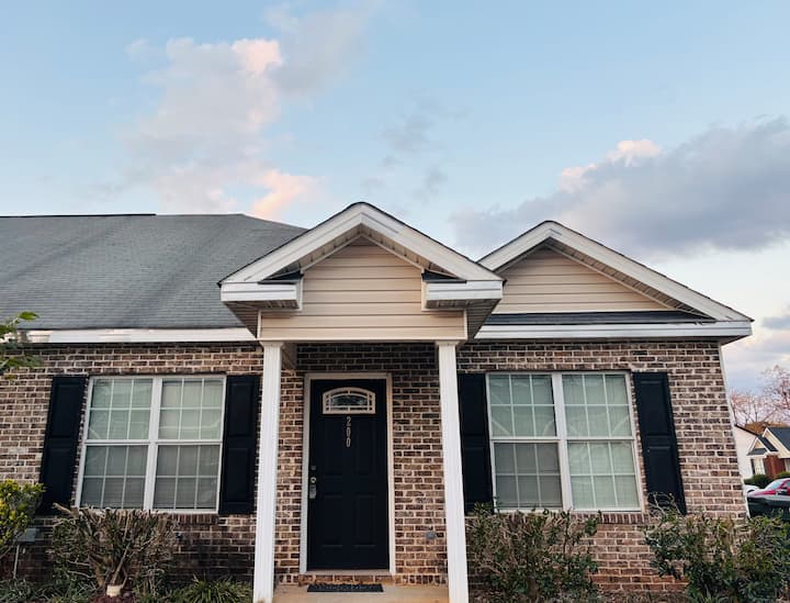 Cozy House Near Heart Of Centerville - Warner Robins, GA