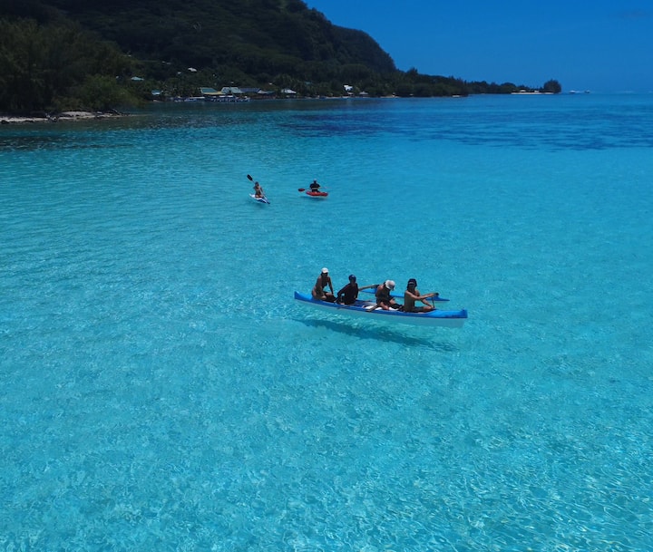 Maison Plage Et Coucher De Soleil - French Polynesia