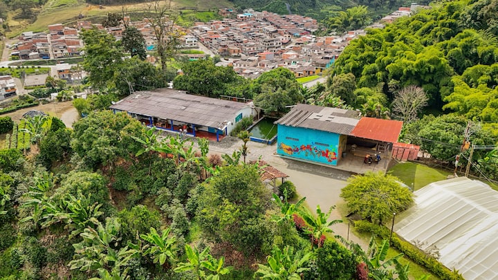 Casa Campestre En La Montaña Con Hermoso Mirador - Tolima
