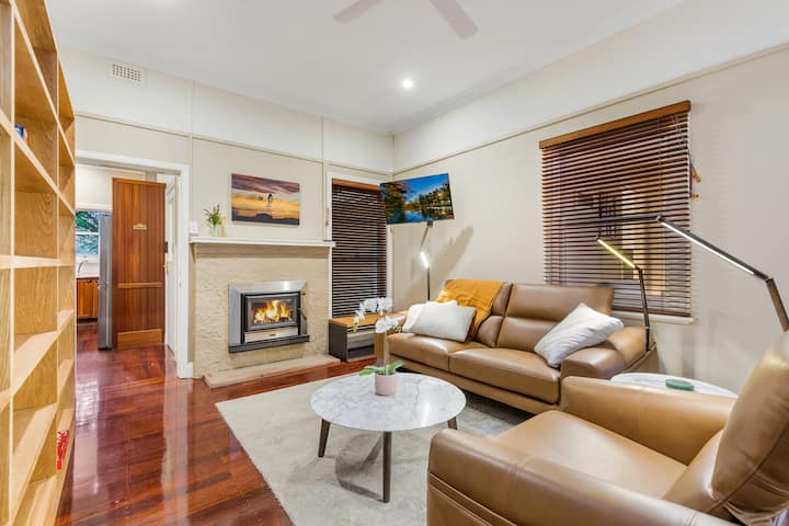 Luxury Vineyard Escape • Hot Tub • Firepit - Bendigo