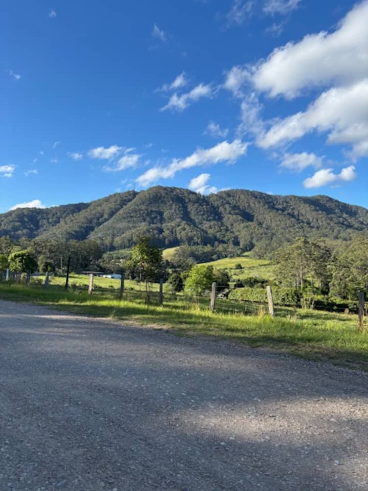 Banana Lane Yarrahapinni - South West Rocks