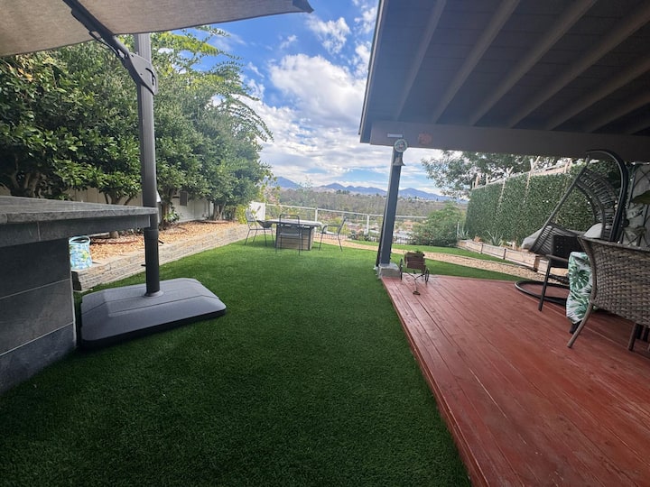 South California Hilltop Guest House - Poway, CA