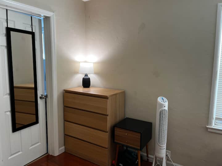Private Room W/ Attach Bathroom In Downtown! - Sunnyvale, CA