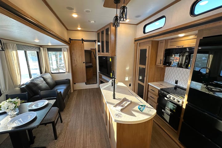 Sabre Campsite B7 - Fernie