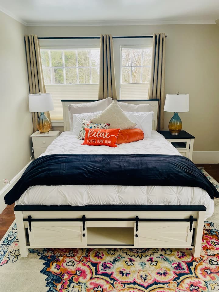 7-min Drive To High Mowing, 2-bed Historic Retreat - Brookline, NH